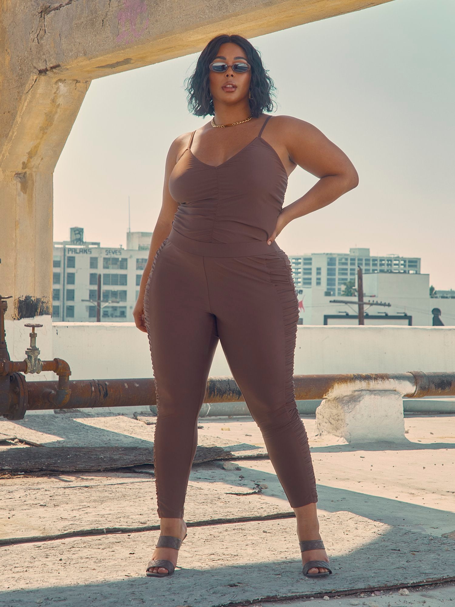 Sheena Ruched Leggings – Fashion to Figure